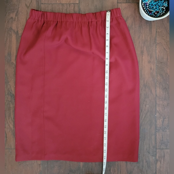 Unknown brand | Skirts | Fully Reversible Rich Cloth And Satin Burgundy ...